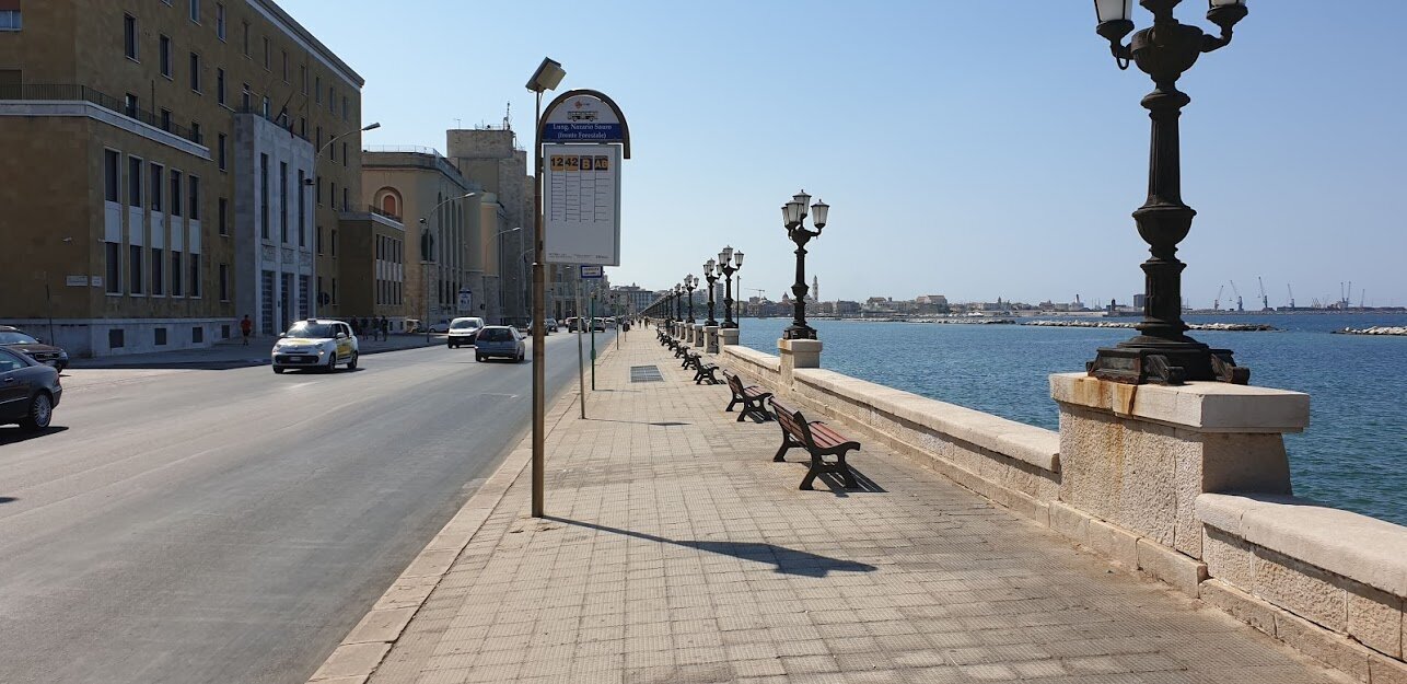 Bari: all urban public transportation in the capital of Puglia